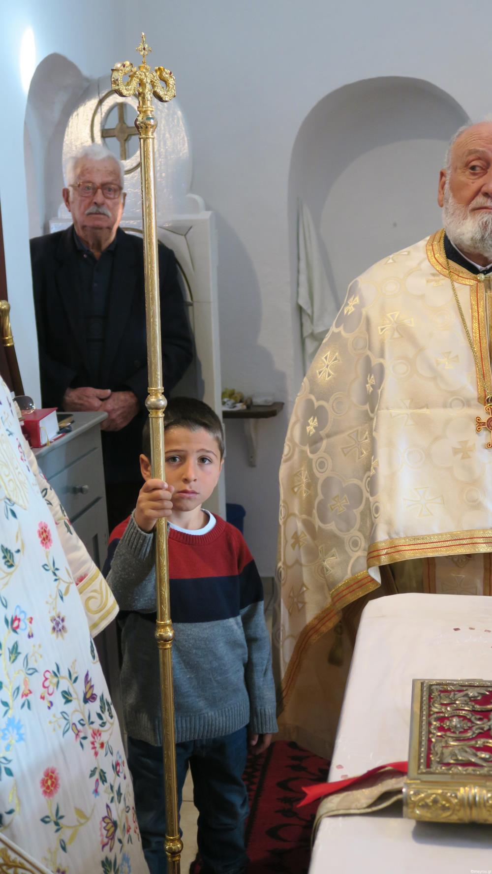 ΣΤΟΝ ΙΕΡΟ ΝΑΟ ΑΓΙΟΥ ΓΕΩΡΓΙΟΥ ΦΟΛΕΓΑΝΔΡΟΥ ΙΕΡΟΥΡΓΗΣΕ ΣΗΜΕΡΑ Ο ...