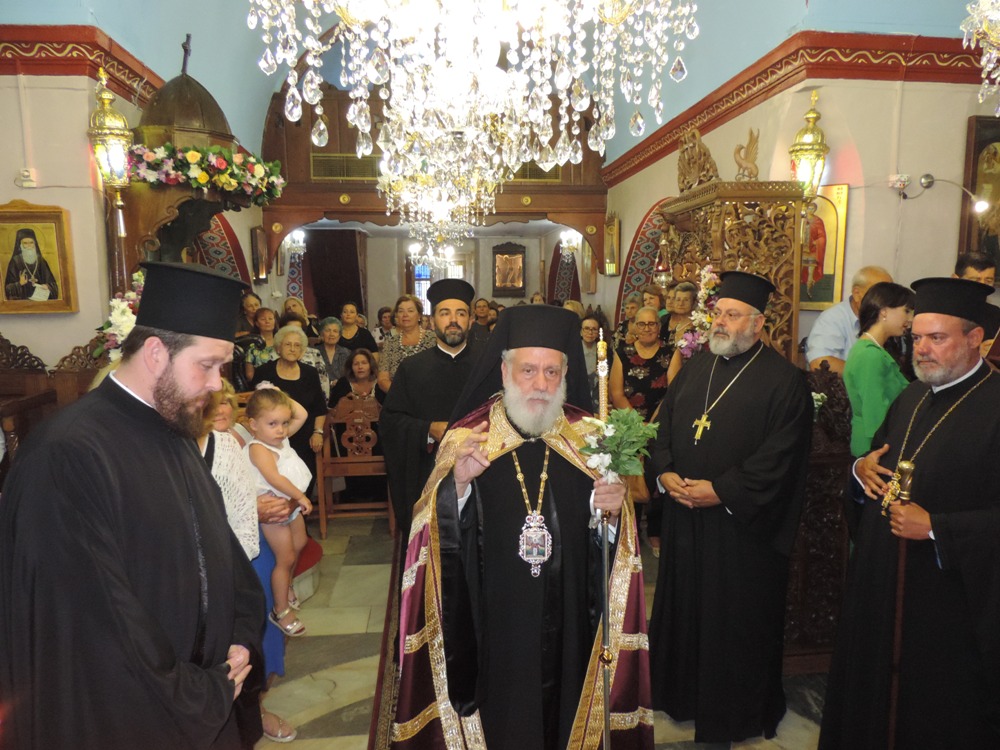 ΕΟΡΤΙΟΣ ΕΣΠΕΡΙΝΟΣ ΣΤΟΝ ΙΕΡΟ ΝΑΟ ΑΓΙΑΣ ΚΥΡΙΑΚΗΣ ΧΩΡΑΣ ΜΥΚΟΝΟΥ